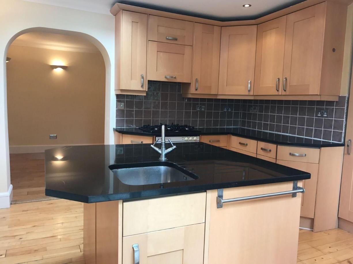 Enfield 3 Bed Semi Detached House Linden Gardens En1 To Rent Now