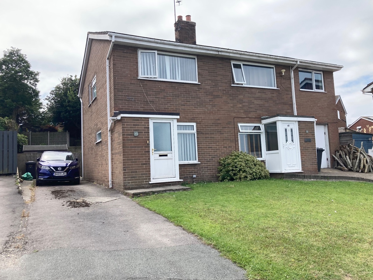 Colwyn Bay - 2 Bed Semi-Detached House, Alltwen, LL28 - To Rent Now for £925.00 p/m