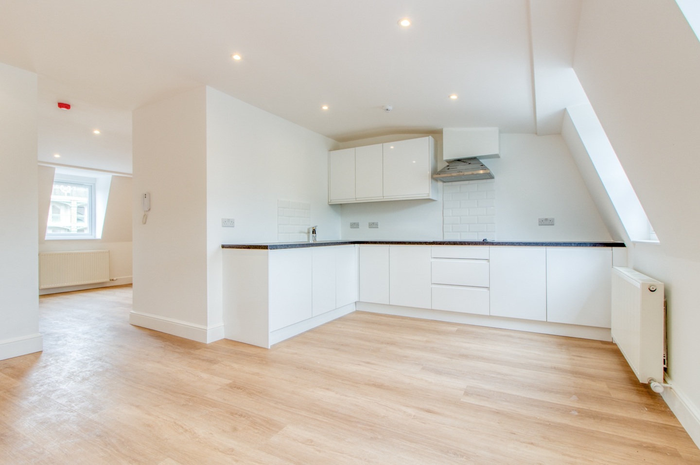 London - Studio Flat, Swinton Street, WC1X - To Rent Now for £1,825.00 p/m