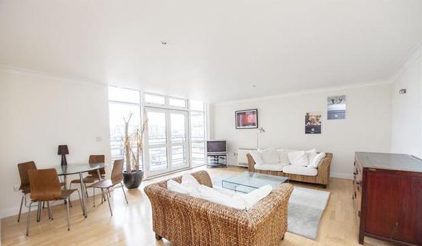 London - 2 Bed Flat, Langbourne Place, E14 - To Rent Now for £2,390.00 p/m