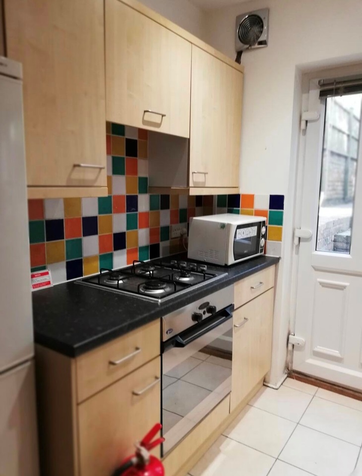 Oxford - 1 Bed Flat, St. Clements Street, OX4 - To Rent Now for £1,250. ...