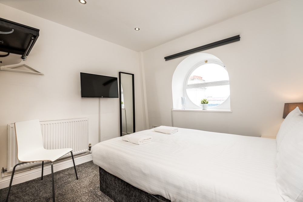 Liverpool - 2 Bed Flat, Harrington Chambers, L2 - To Rent Now for £ ...