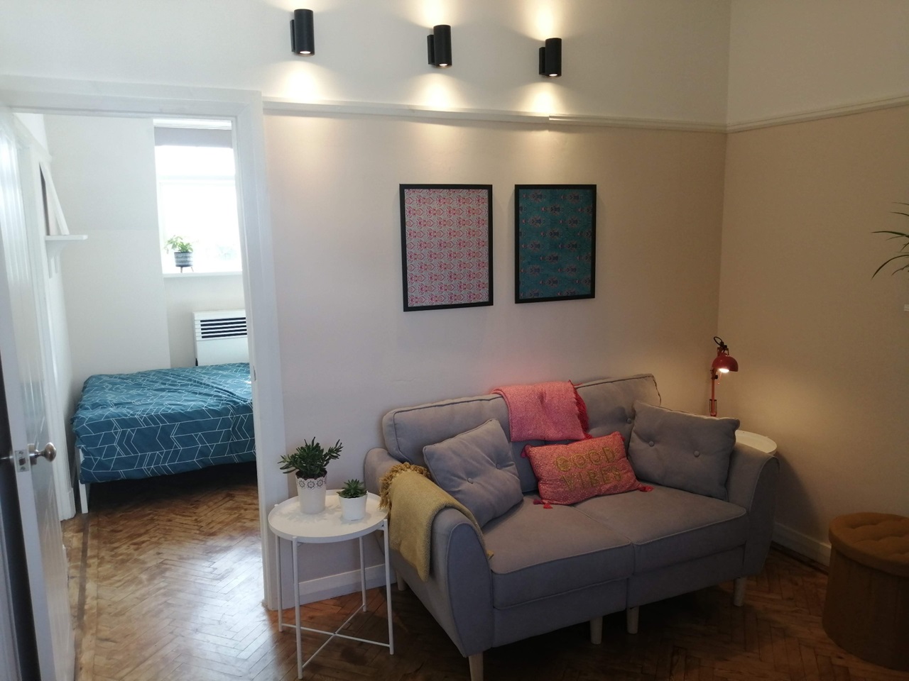 Cardiff - 1 Bed Flat, Dunraven House, CF10 - To Rent Now for £875.00 p/m