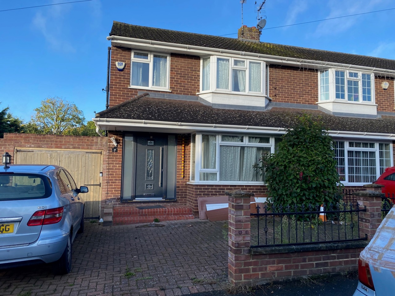 Burnham, Slough - 3 Bed Semi-Detached House, Opendale Road, SL1 - To ...