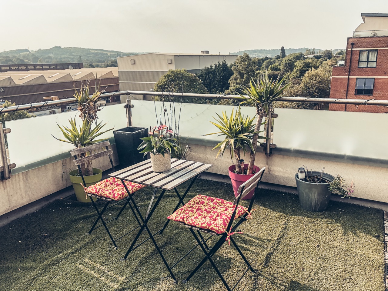 Leeds - 2 Bed Penthouse, Tudor Way, LS11 - To Rent Now for £1,400.00 p/m