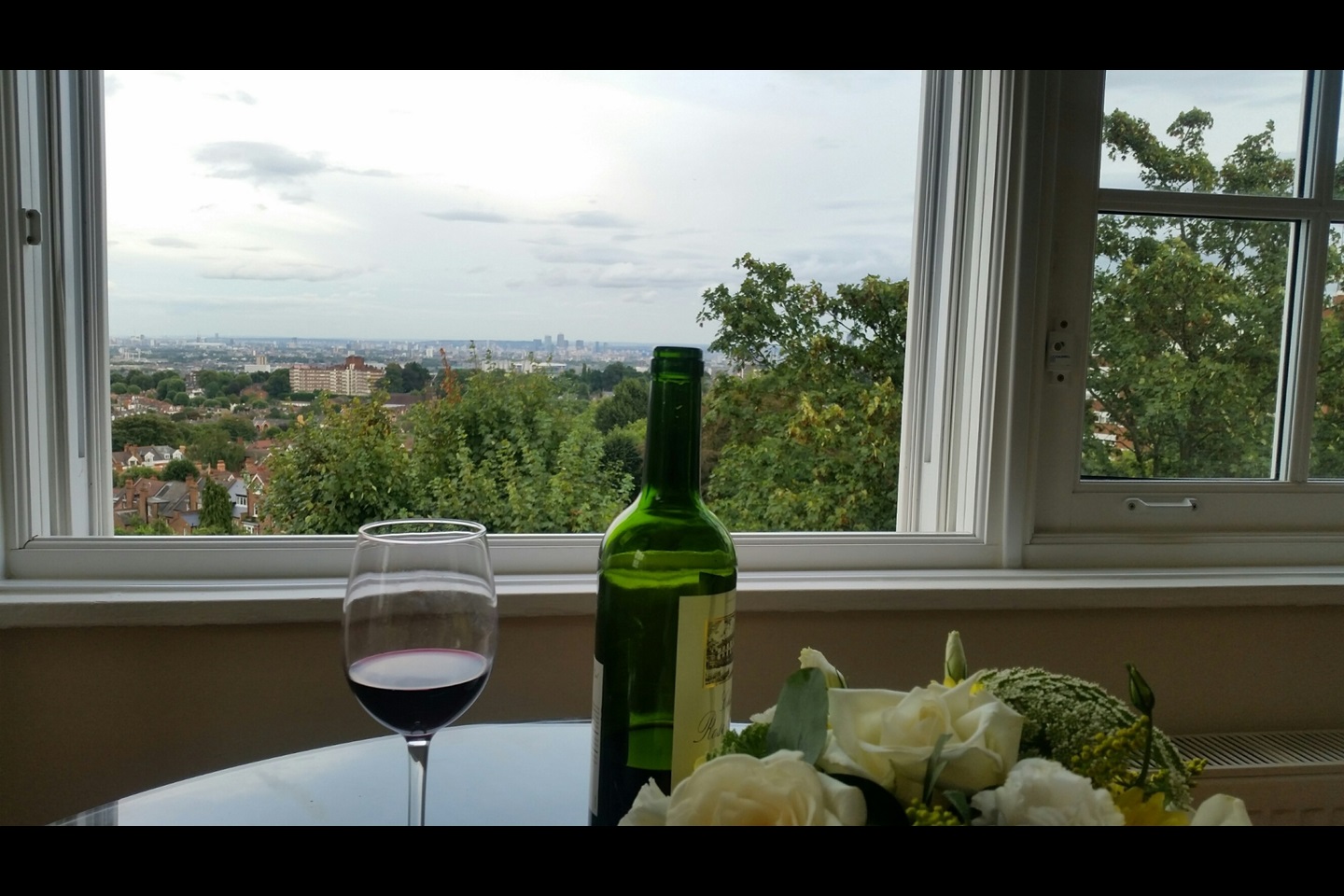 London - 2 Bed Flat, Dowding House, N6 - To Rent Now for £2,000.00 p/m