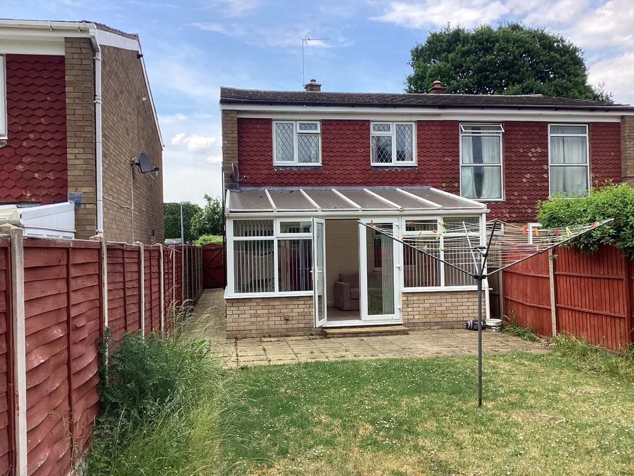 Slip End, Luton - 3 Bed Semi-Detached House, St. Andrews Close, LU1 ...