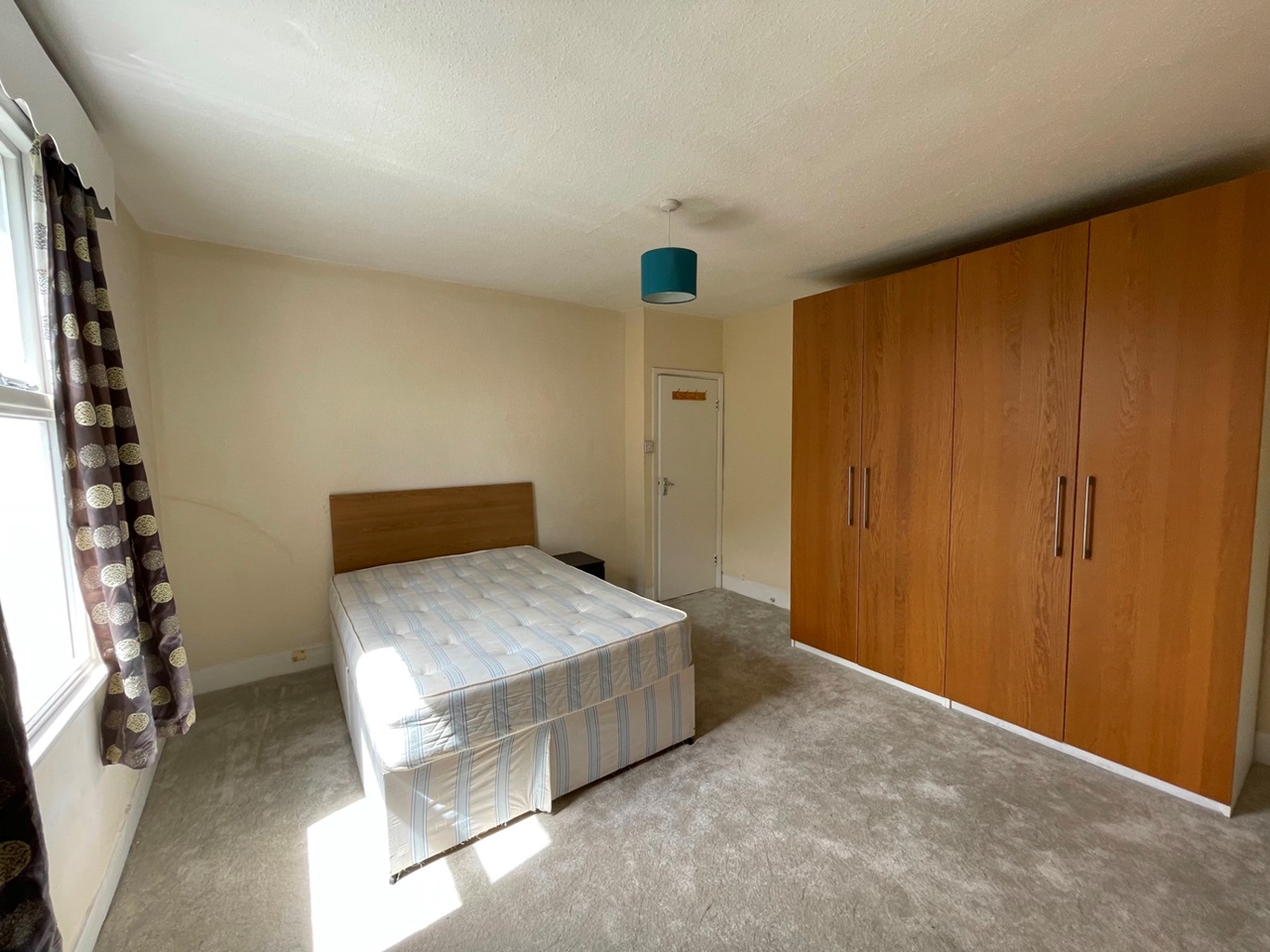 London - 1 Bed Flat, Lambert Road, SW2 - To Rent Now for £1,450.00 p/m
