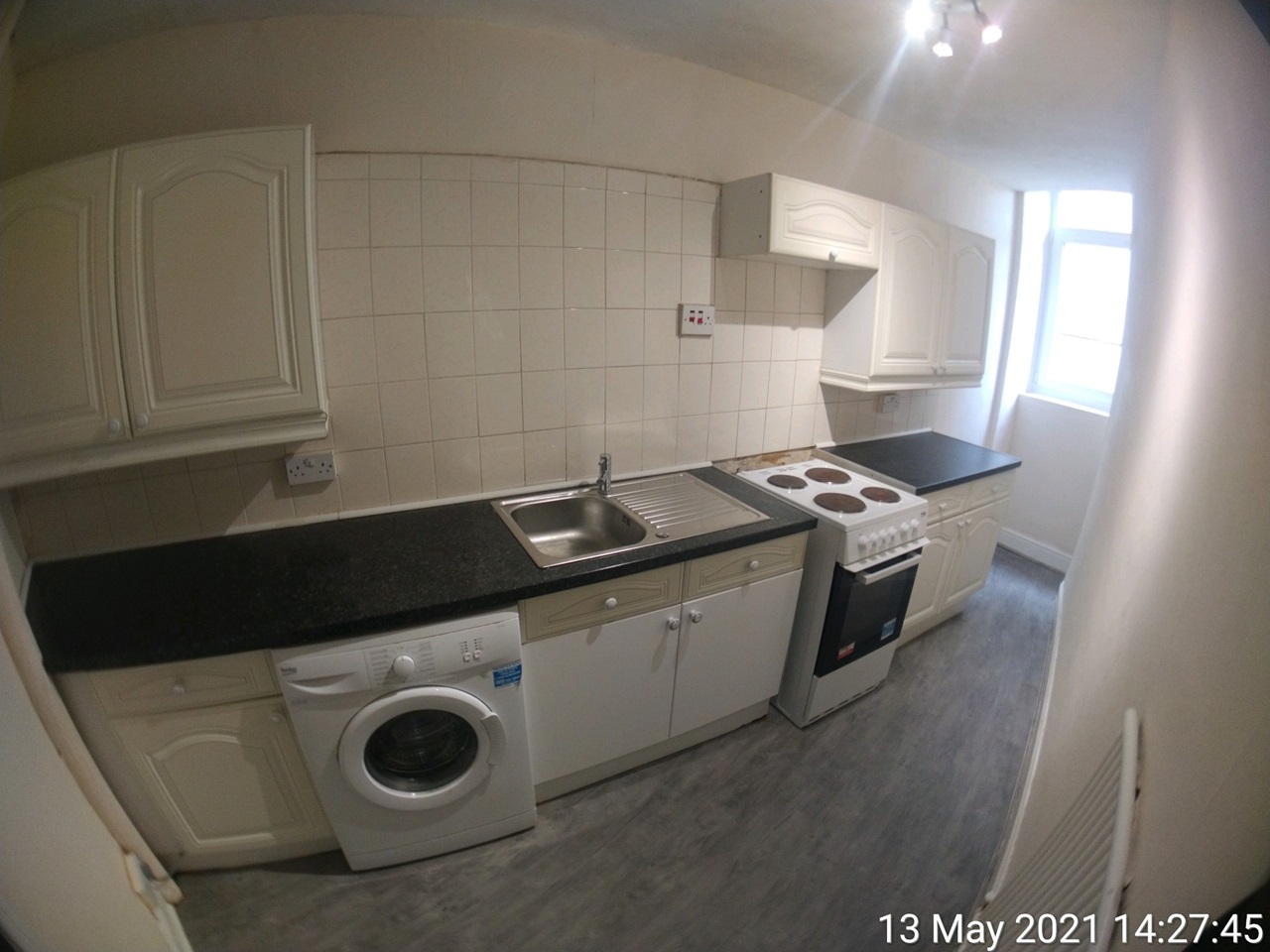 Glasgow - 2 Bed Flat, Broompark Drive, G31 - To Rent Now for £1,099.00 p/m