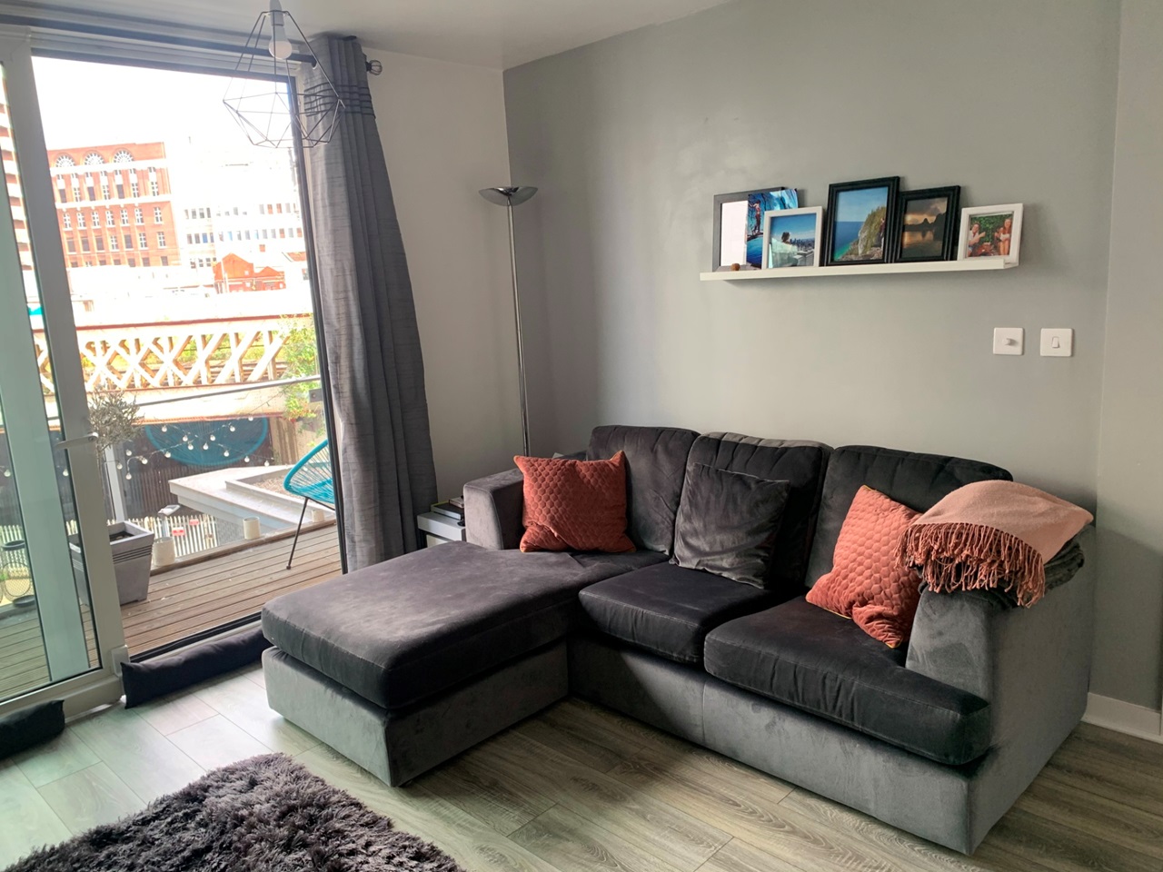 Salford - 1 Bed Flat, Block 3 Spectrum, M3 - To Rent Now for £1,190.00 p/m