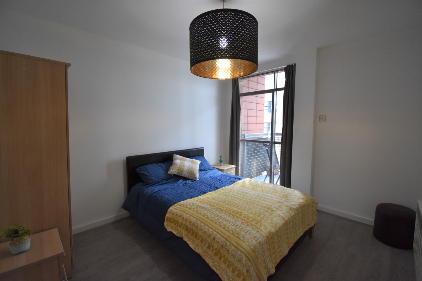 Manchester - 1 Bed Flat, Deansgate, M3 - To Rent Now for £1,350.00 p/m
