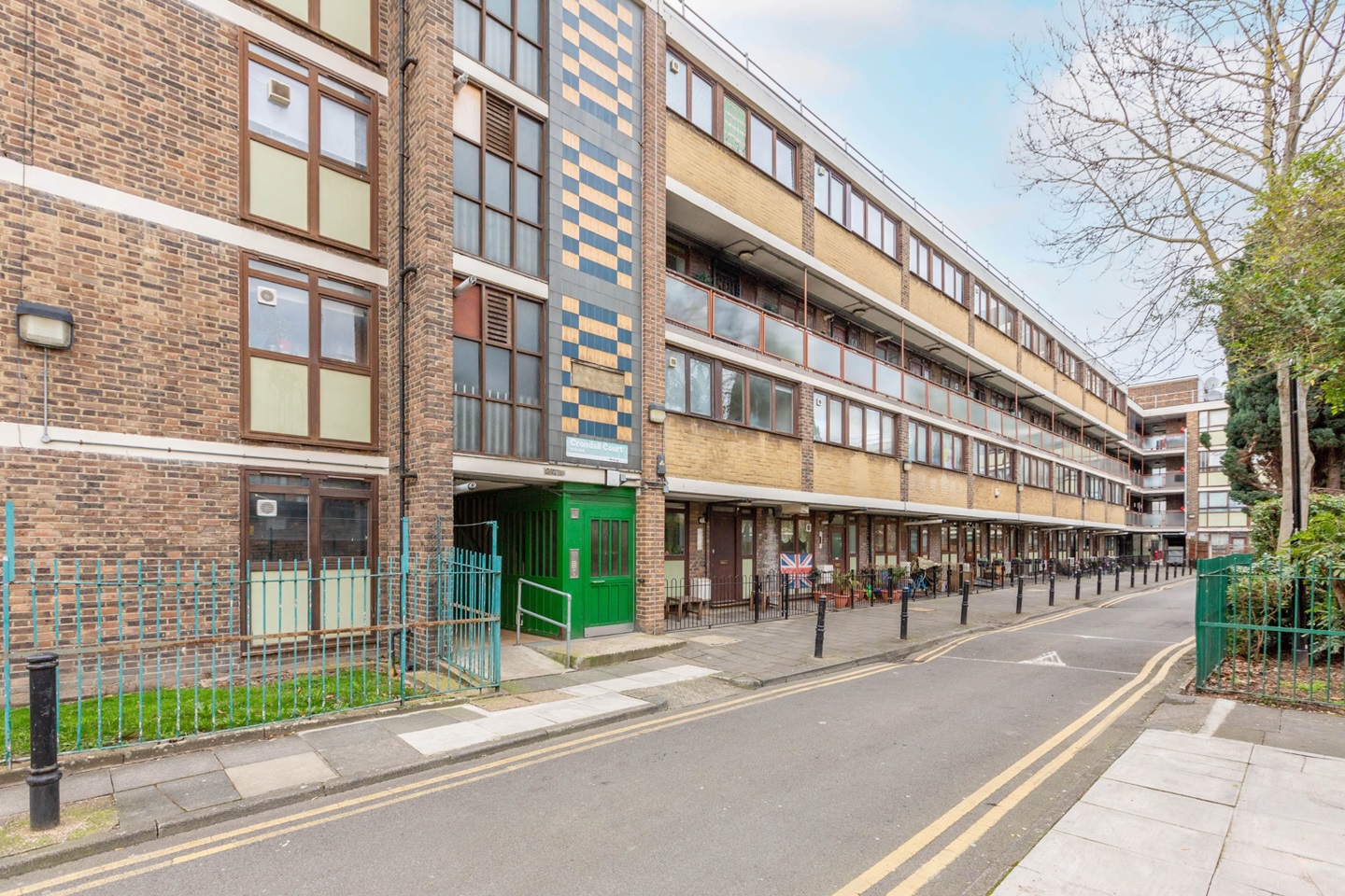 London - 3 Bed Flat, Crondall Court, N1 - To Rent Now for £2,900.00 p/m
