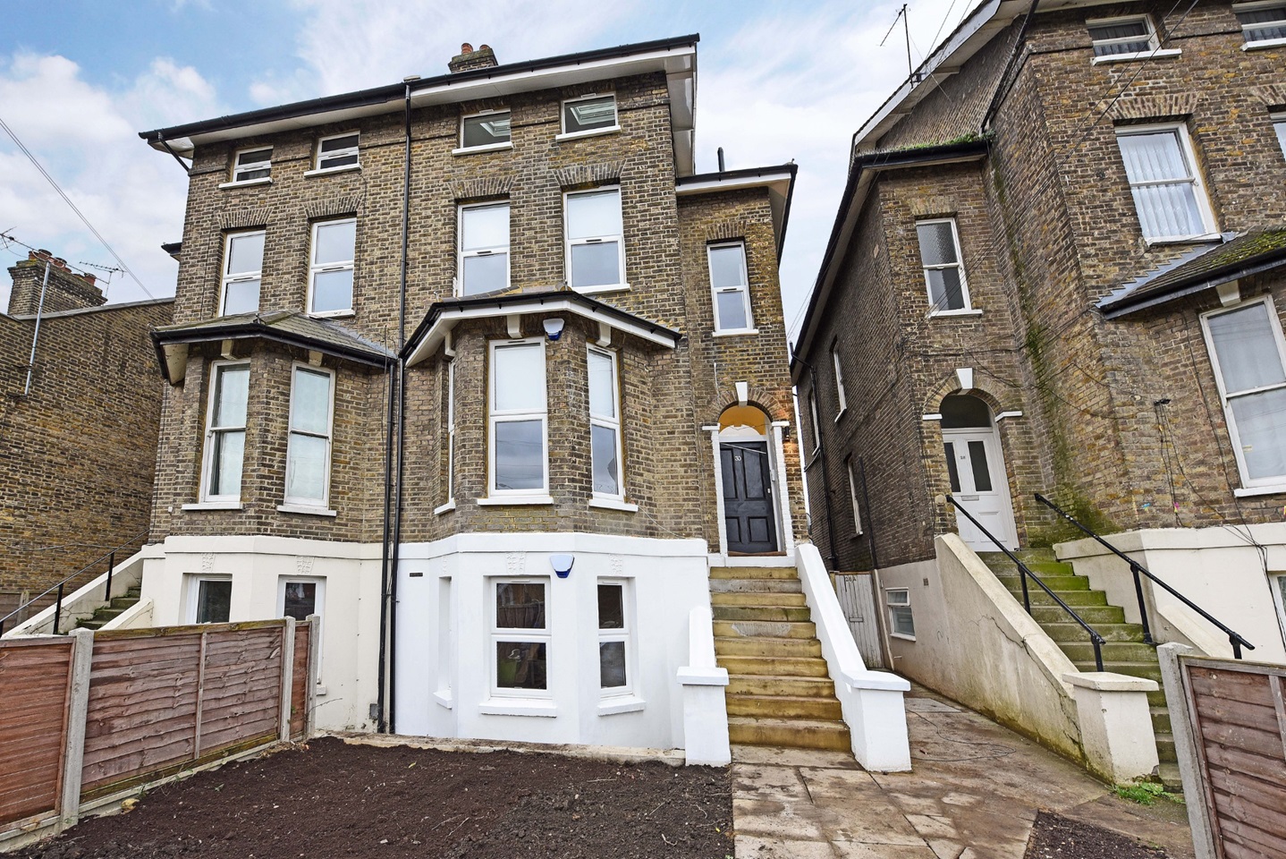 London - 1 Bed Flat, Willoughby Park Road, N17 - To Rent Now for £1,400 ...