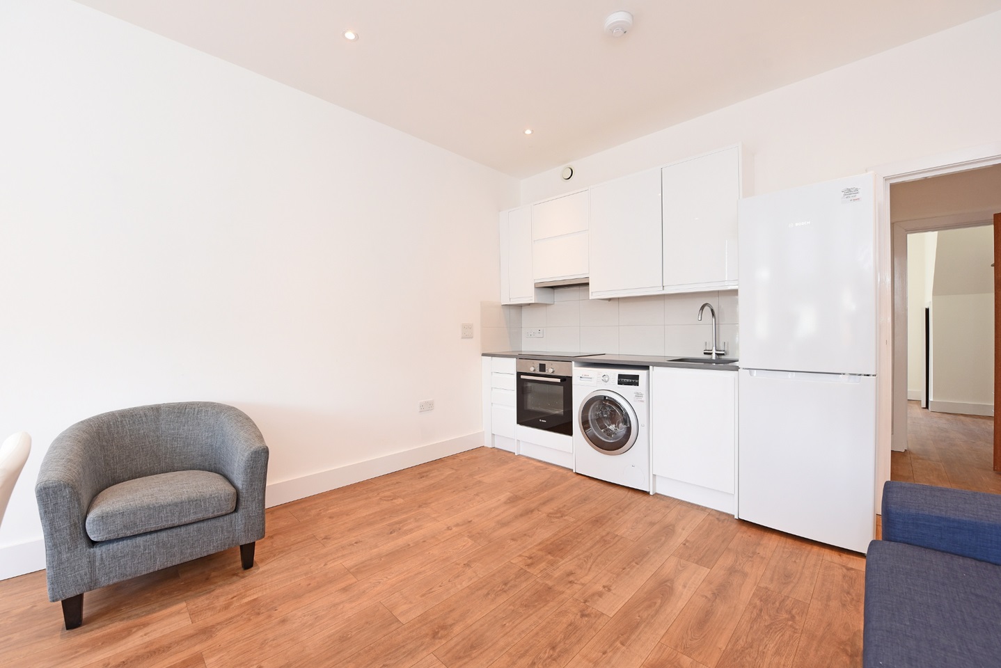 London - 1 Bed Flat, Willoughby Park Road, N17 - To Rent Now for £1,400 ...