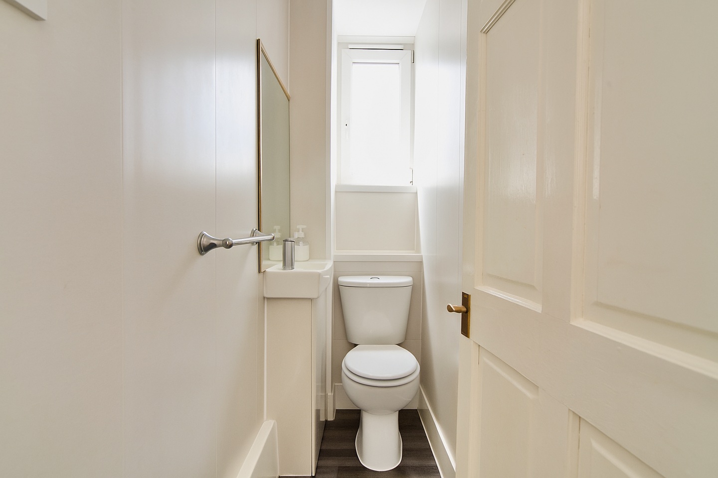 London - 2 Bed Maisonette, James Anderson Court, E2 - To Rent Now for £ ...