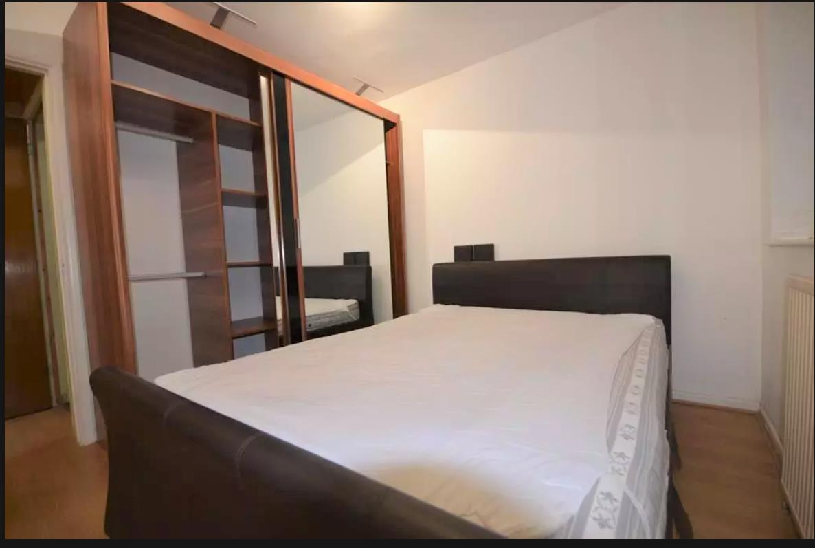 Wembley - 3 Bed Flat, Talisman Way, HA9 - To Rent Now for £2,500.00 p/m