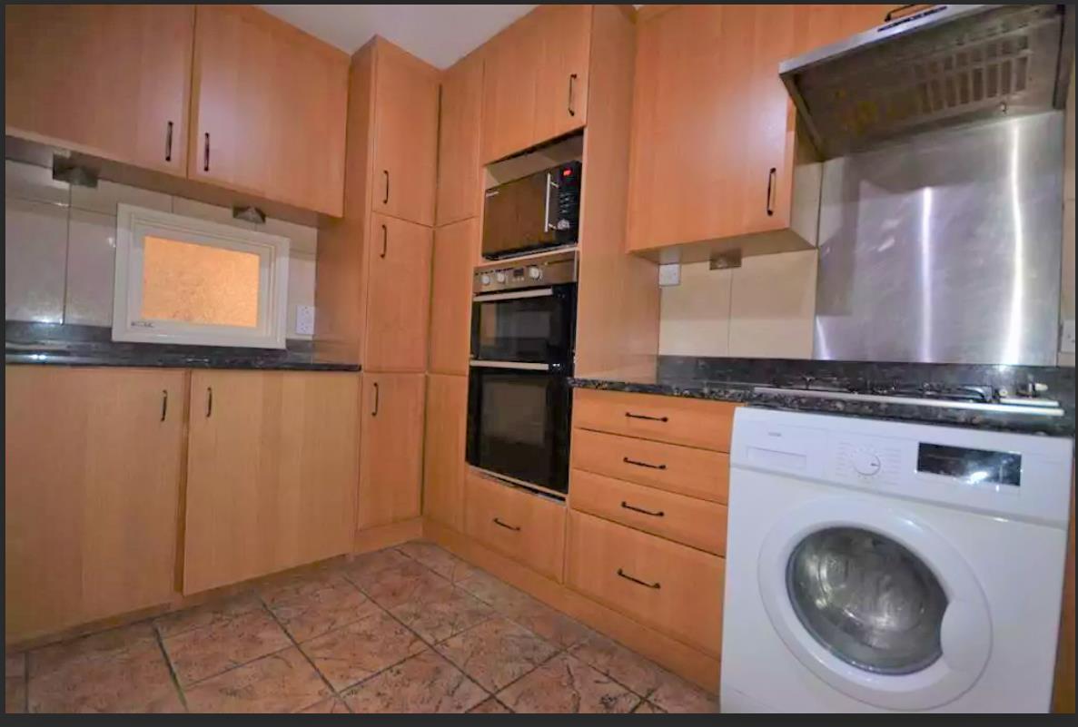 Wembley - 3 Bed Flat, Talisman Way, HA9 - To Rent Now for £2,500.00 p/m