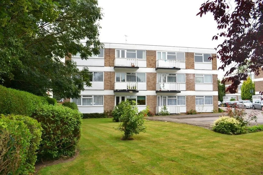 Wembley - 3 Bed Flat, Talisman Way, HA9 - To Rent Now for £2,500.00 p/m