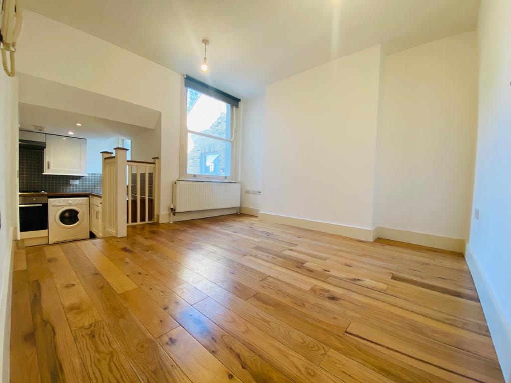 London - 1 Bed Flat, Geldeston Road, E5 - To Rent Now for £1,875.00 p/m