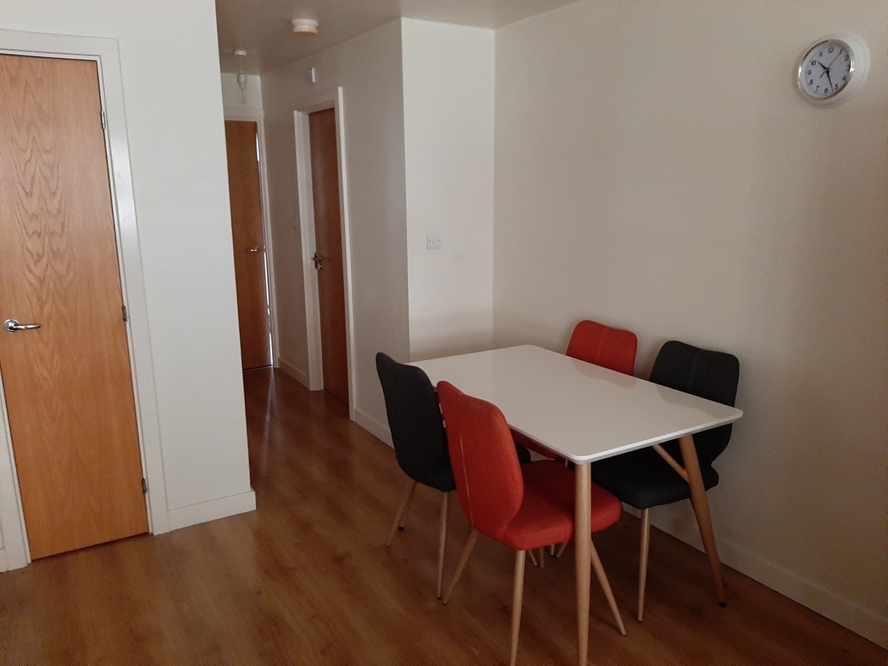Hull - 2 Bed Flat, Regis House, HU4 - To Rent Now for £575.00 p/m