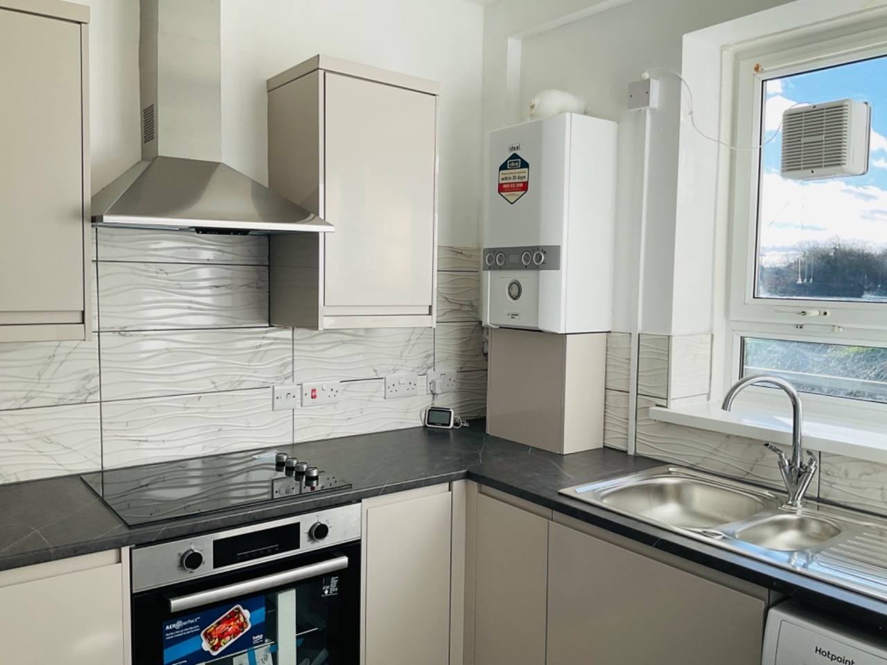 London - 1 Bed Flat, Turnham Road, SE4 - To Rent Now for £1,500.00 p/m