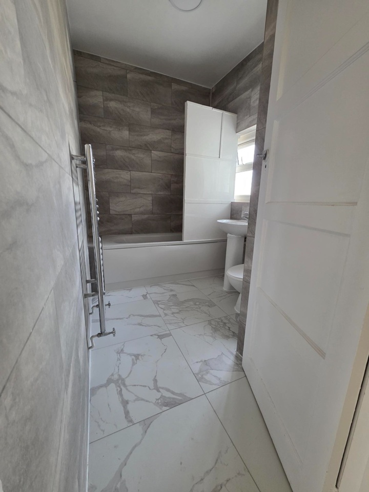 Croydon - 3 Bed Semi-Detached House, Davidson Road, CR0 - To Rent Now ...