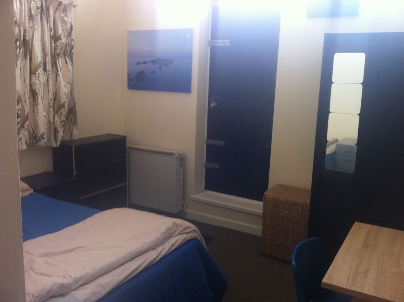 Liverpool - 2 Bed Detached House, Mostyn Hall, L15 - To Rent Now for £ ...