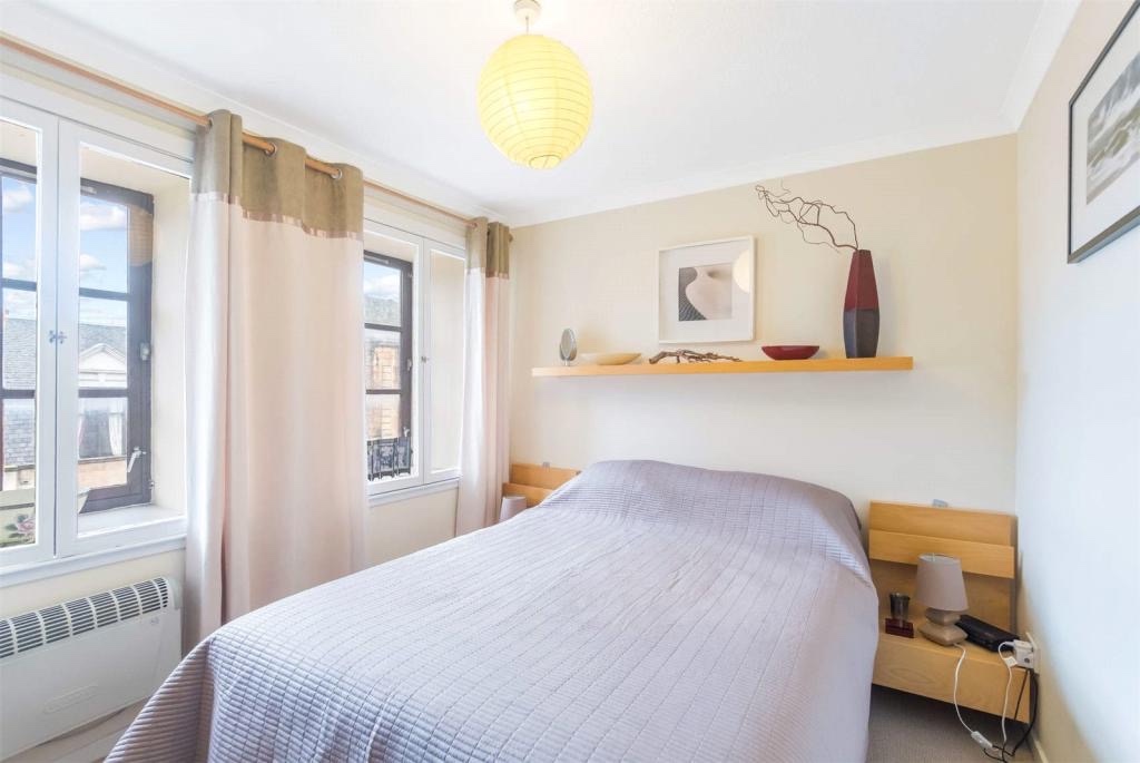 Glasgow - 2 Bed Flat, Bell Street, G4 - To Rent Now for £1,100.00 p/m