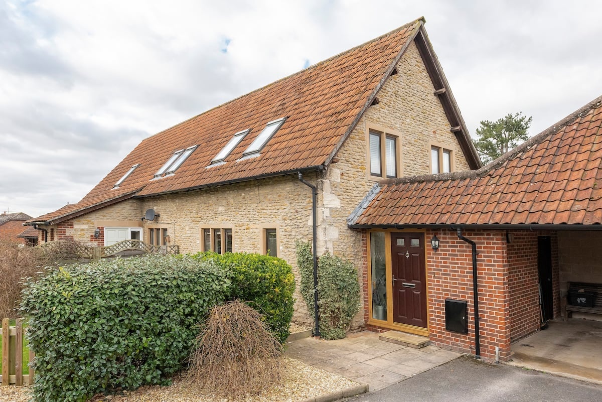 Hilperton, Trowbridge - 3 Bed Semi-Detached House, Dymott Square, BA14 ...