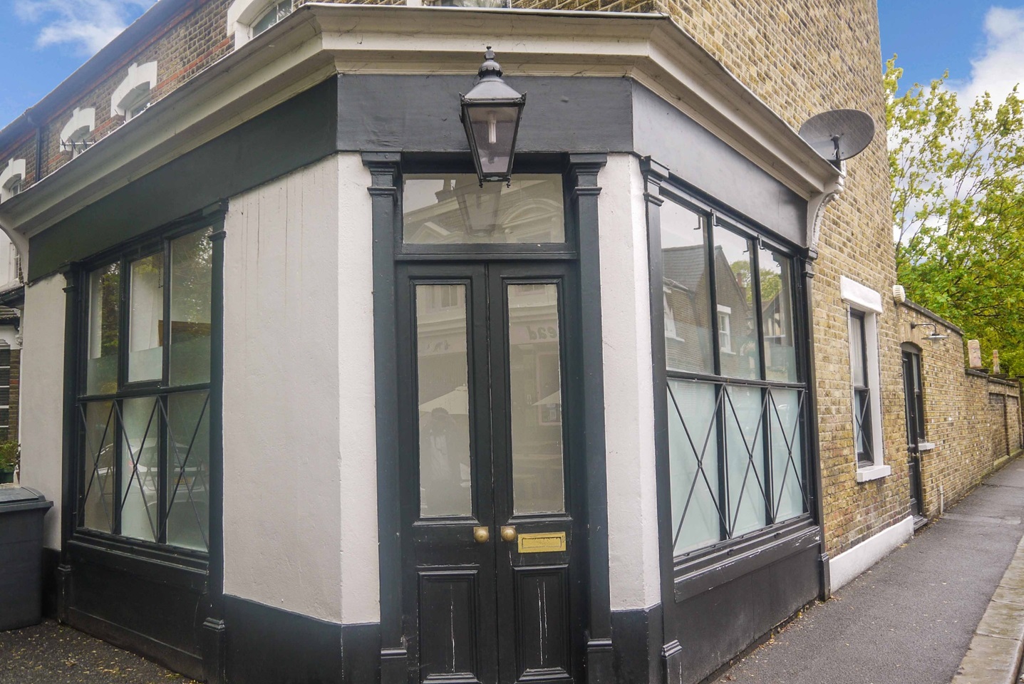 London - 2 Bed Maisonette, Orford Road, E17 - To Rent Now for £1,700.00 p/m