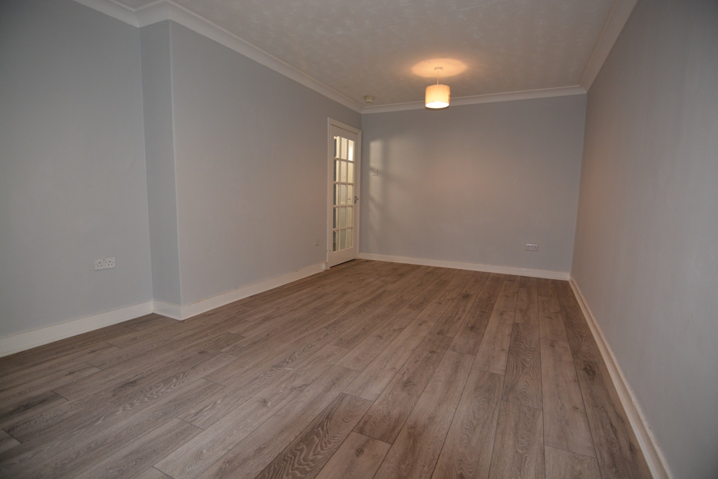 Glasgow G34 0Bx - 2 Bed Flat, Dunphail Road, G34 - To Rent Now for £695 ...