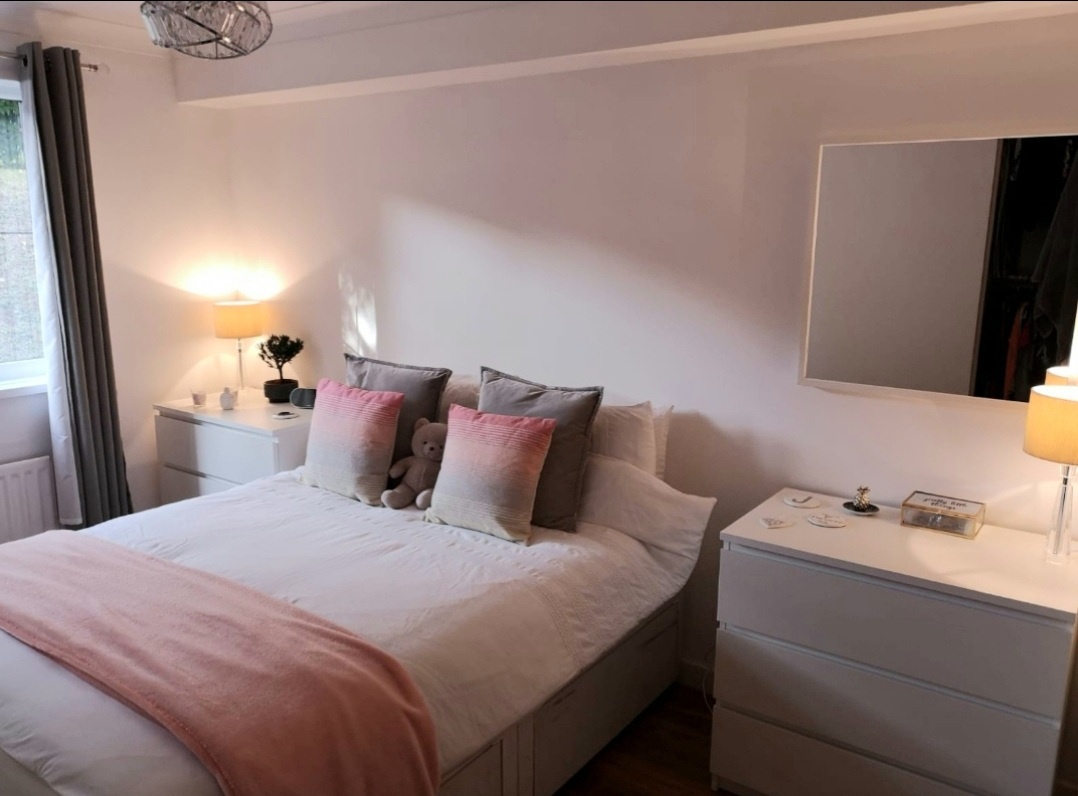 Purley 2 Bed Flat French Apartments Cr8 To Rent Now For £1 995 00 P M