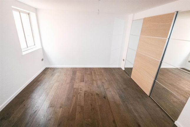 Southampton - 1 Bed Flat, Cadogan House, SO15 - To Rent Now for £1,000. ...
