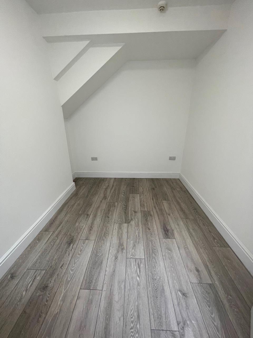 London - 1 Bed Flat, Myddleton Road, N22 - To Rent Now for £1,275.00 p/m