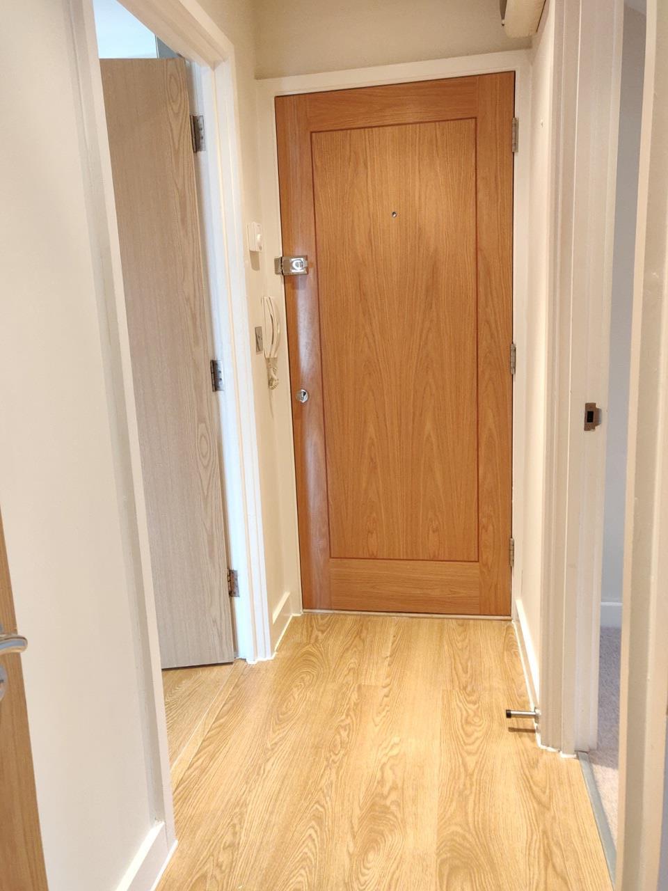 Bristol - 2 Bed Flat, Savoy Court, BS4 - To Rent Now for £1,200.00 p/m