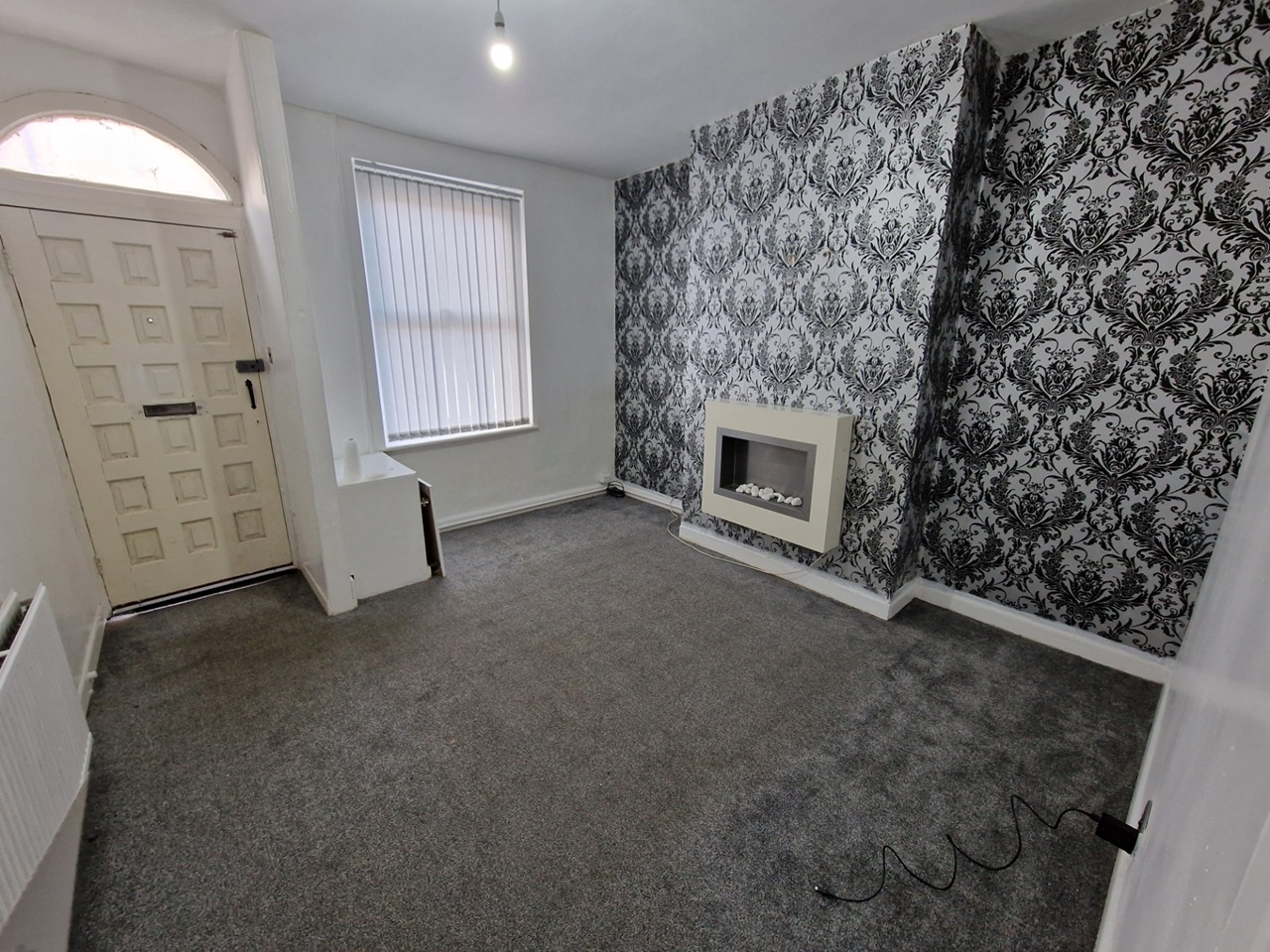 Rochdale - 2 Bed Terraced House, Heights Lane, OL12 - To Rent Now for £ ...