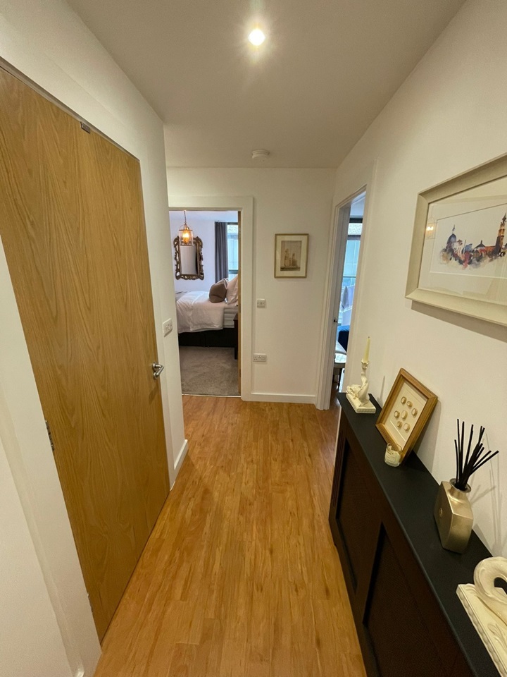 Salford - 1 Bed Flat, Quebec Building, M3 - To Rent Now for £975.00 p/m