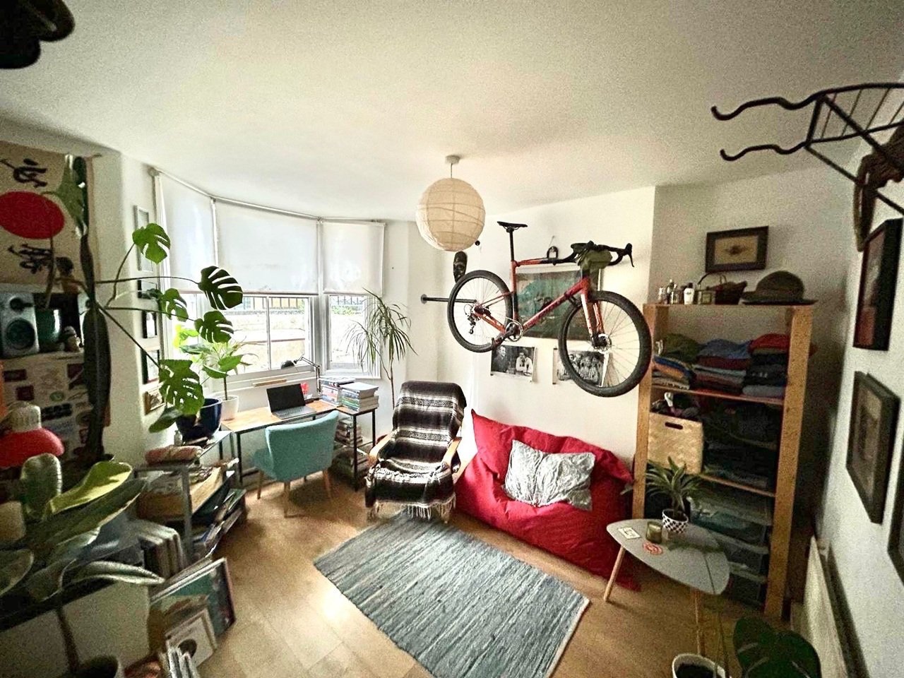 London - 1 Bed Flat, Mabley Street, E9 - To Rent Now for £1,995.00 p/m