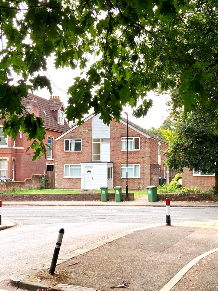 Southampton - 2 Bed Flat, Brookvale Road, SO17 - To Rent Now for £1,100 ...