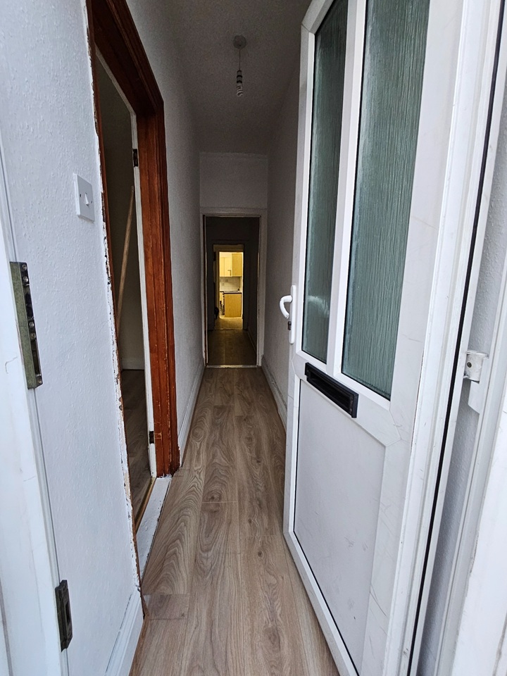 Portsmouth - 3 Bed Terraced House, Havant Road, PO2 - To Rent Now for £1,450.00 p/m