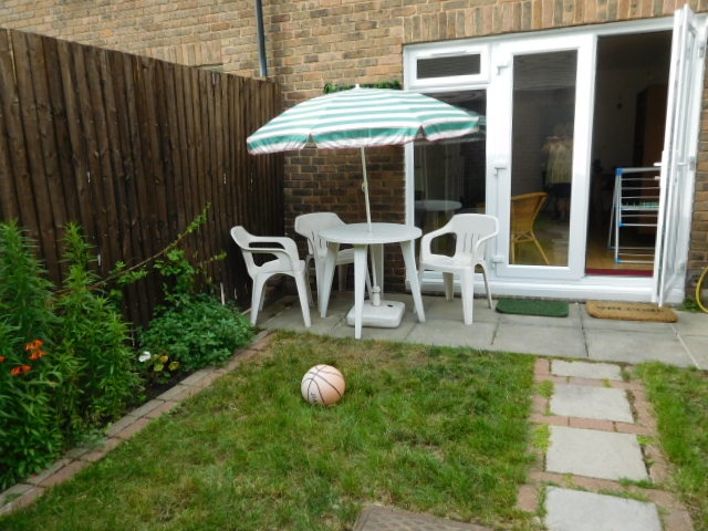 London - 3 Bed Terraced House, Hazel Way, SE1 - To Rent Now for £3,000. ...