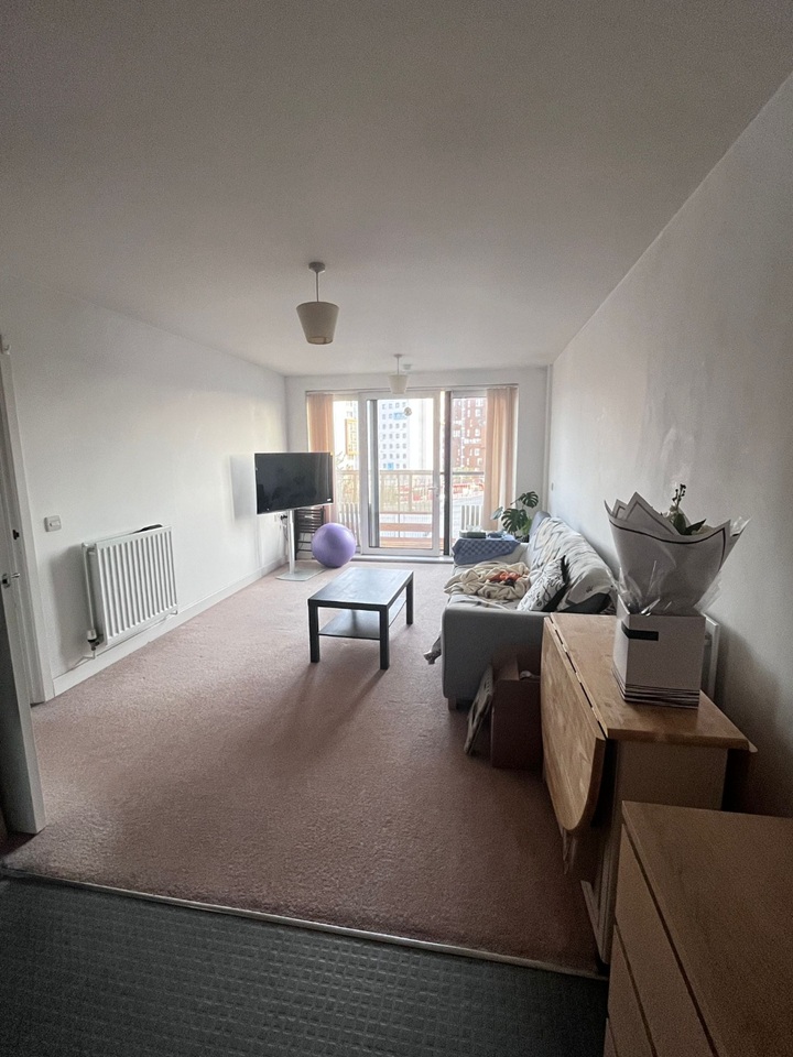 London - 1 Bed Flat, Tarves Way, SE10 - To Rent Now for £1,575.00 p/m
