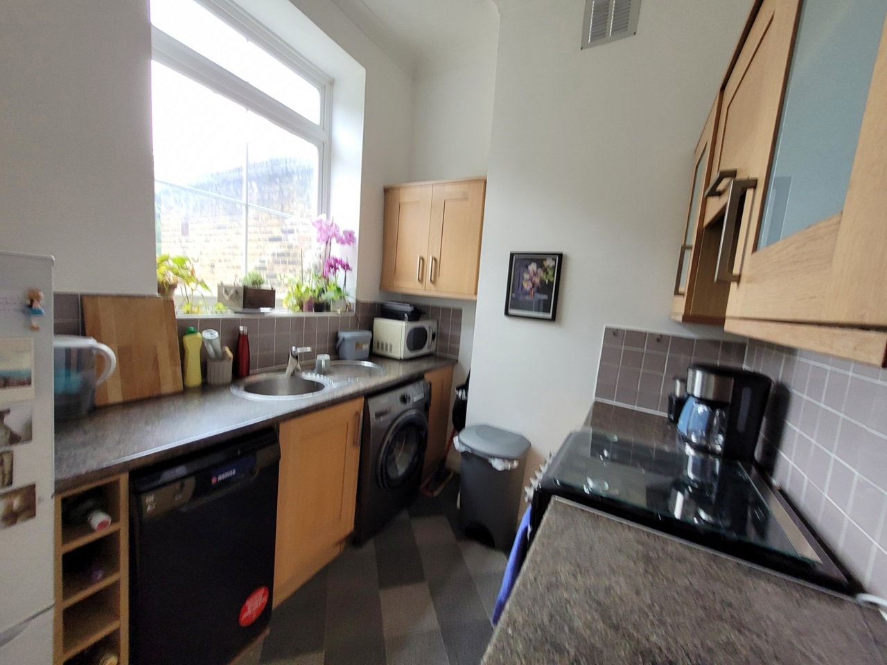 London - 1 Bed Flat, Cadogan Terrace, E9 - To Rent Now for £1,850.00 p/m