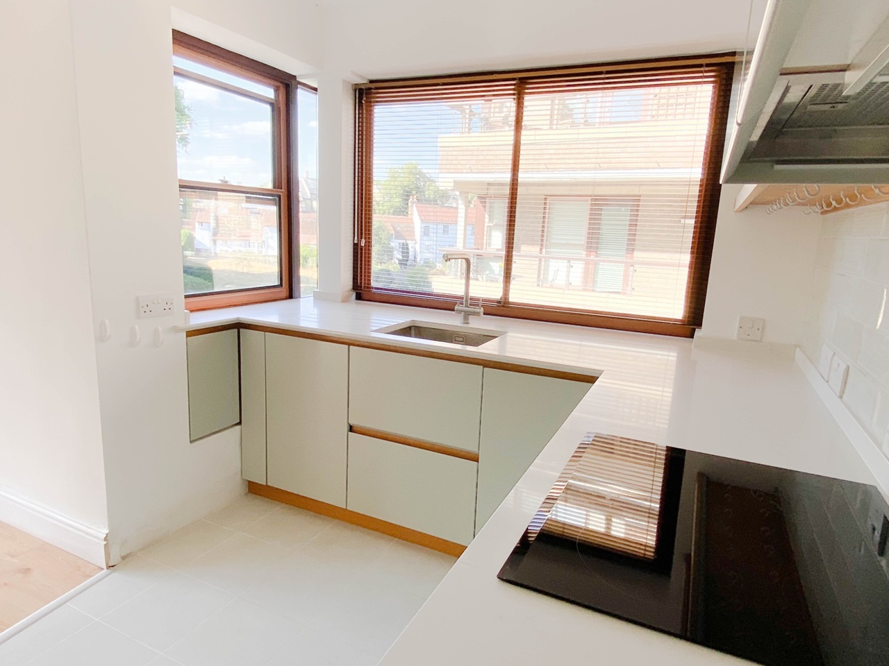 Cambridge - 3 Bed Flat, Thompsons Lane, CB5 - To Rent Now for £2,750.00 p/m