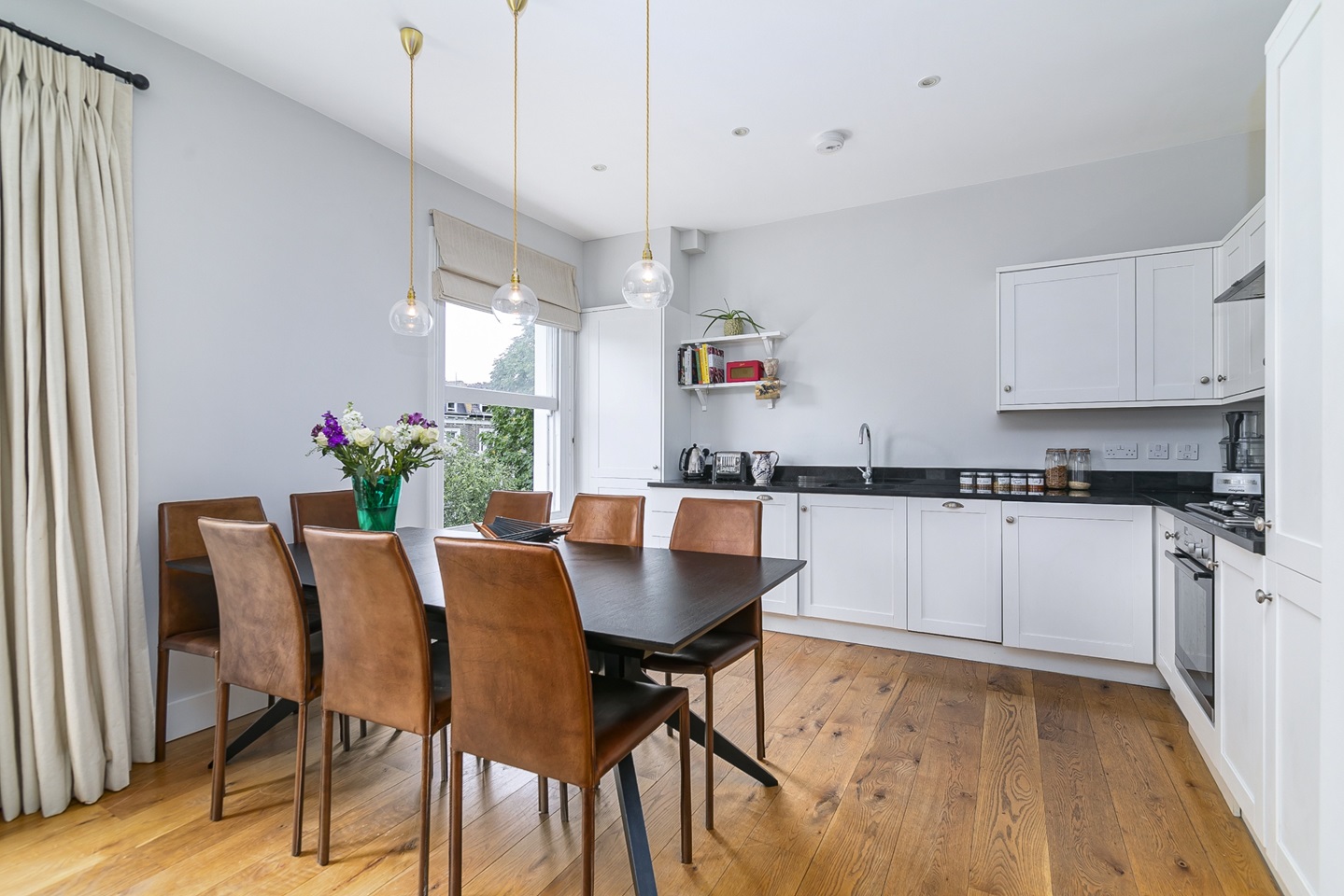 London - 2 Bed Flat, Elsham Road, W14 - To Rent Now for £2,850.00 p/m