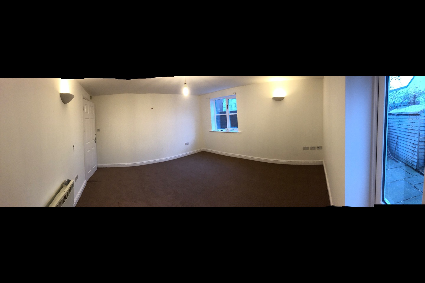 Leeds - 2 Bed Flat, Off Commercial Street, LS26 - To Rent Now for £800. ...