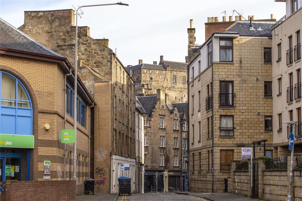 Edinburgh - 1 Bed Flat, High Riggs, EH3 - To Rent Now for £950.00 p/m