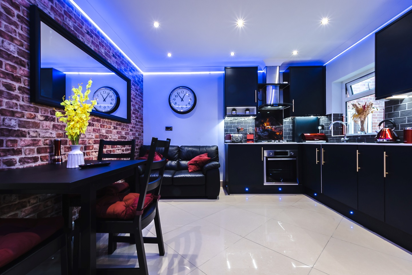 Reading - 2 Bed Flat, Addington Road, RG1 - To Rent Now for £2,000.00 p/m