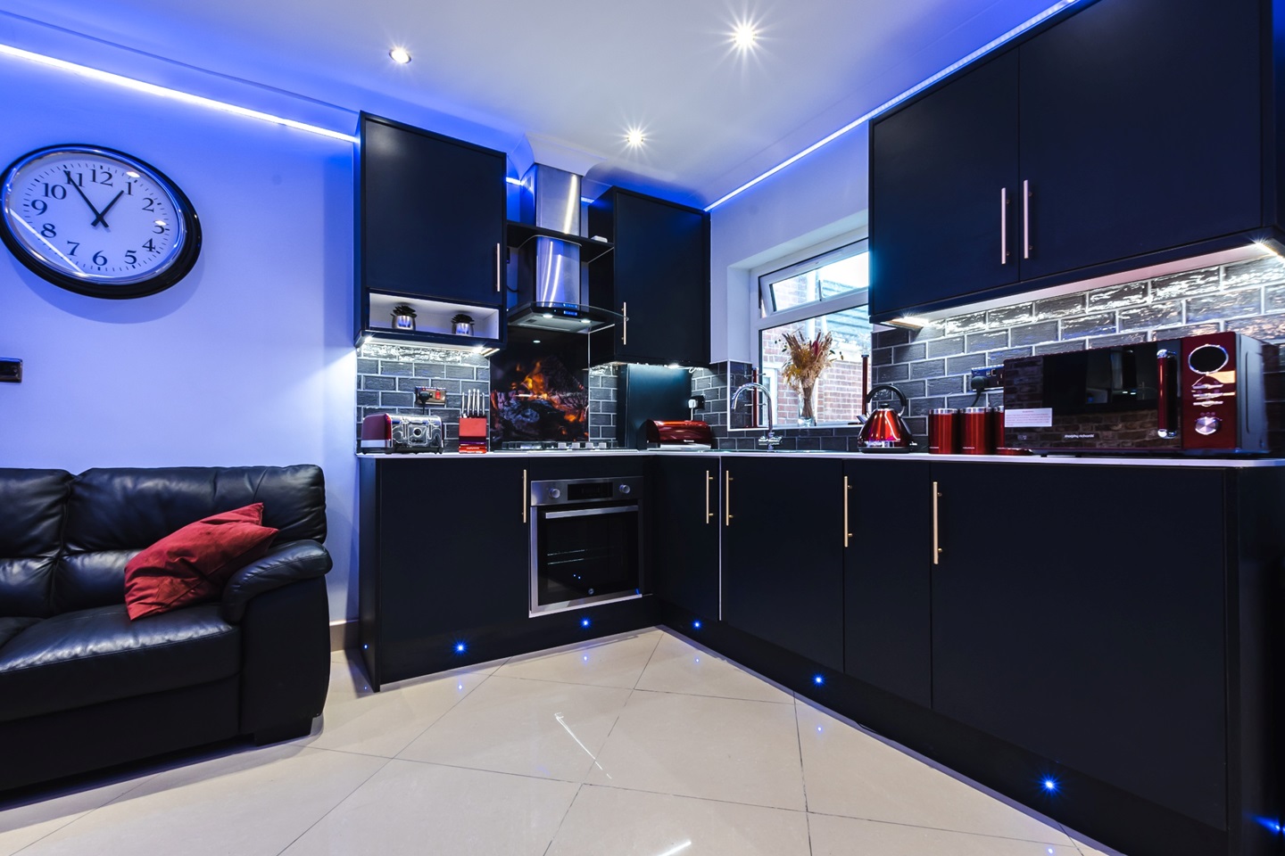 Reading - 2 Bed Flat, Addington Road, RG1 - To Rent Now for £2,000.00 p/m