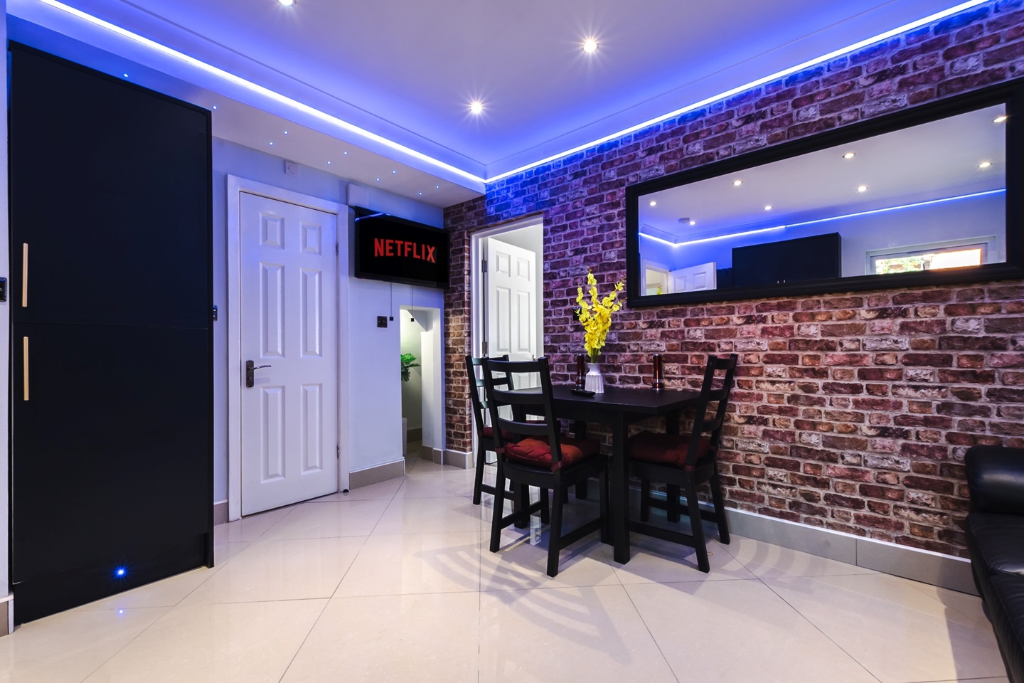 Reading - 2 Bed Flat, Addington Road, RG1 - To Rent Now for £2,000.00 p/m